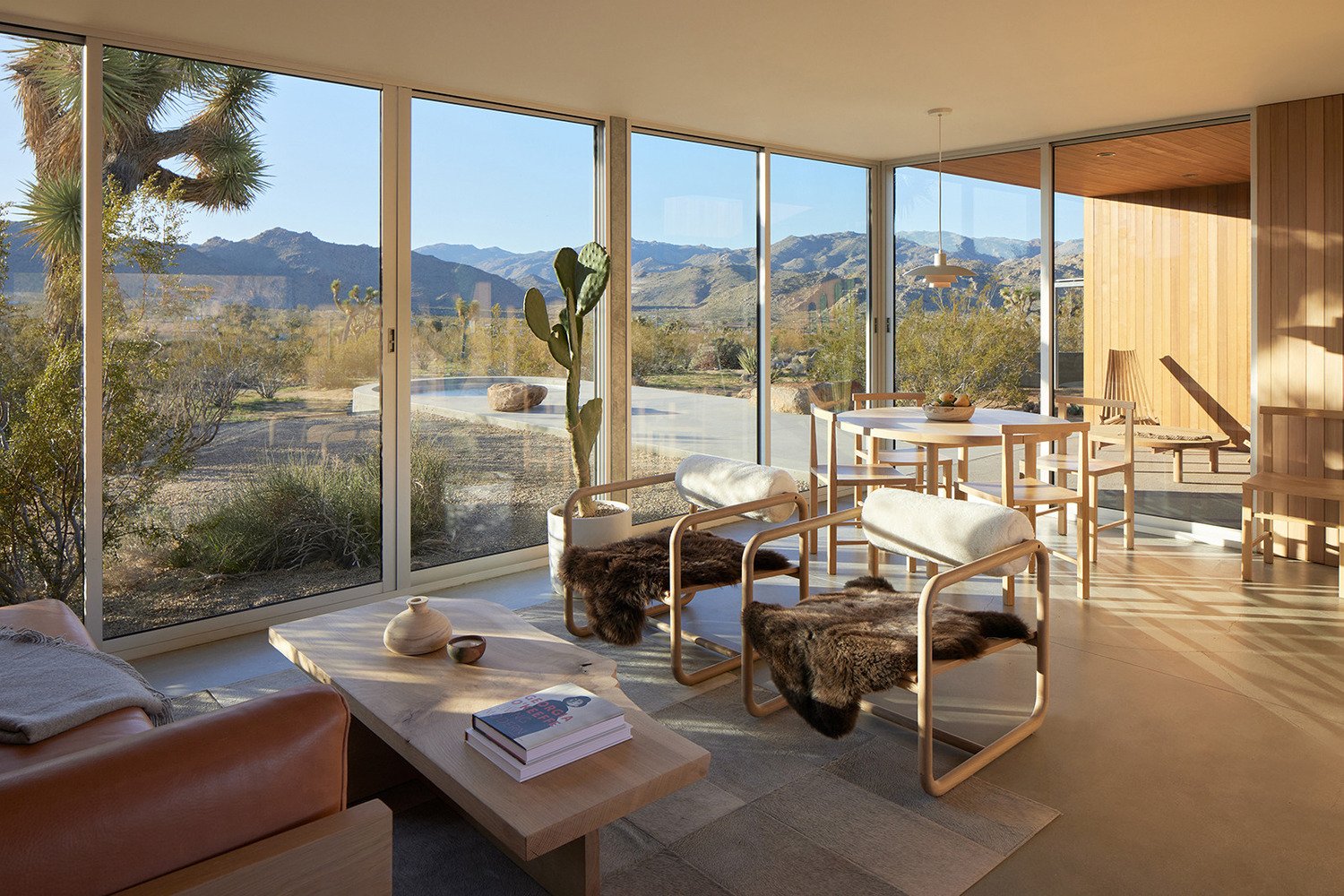 Modernist Escape – Embracing the Mojave Desert from Within - Mid ...